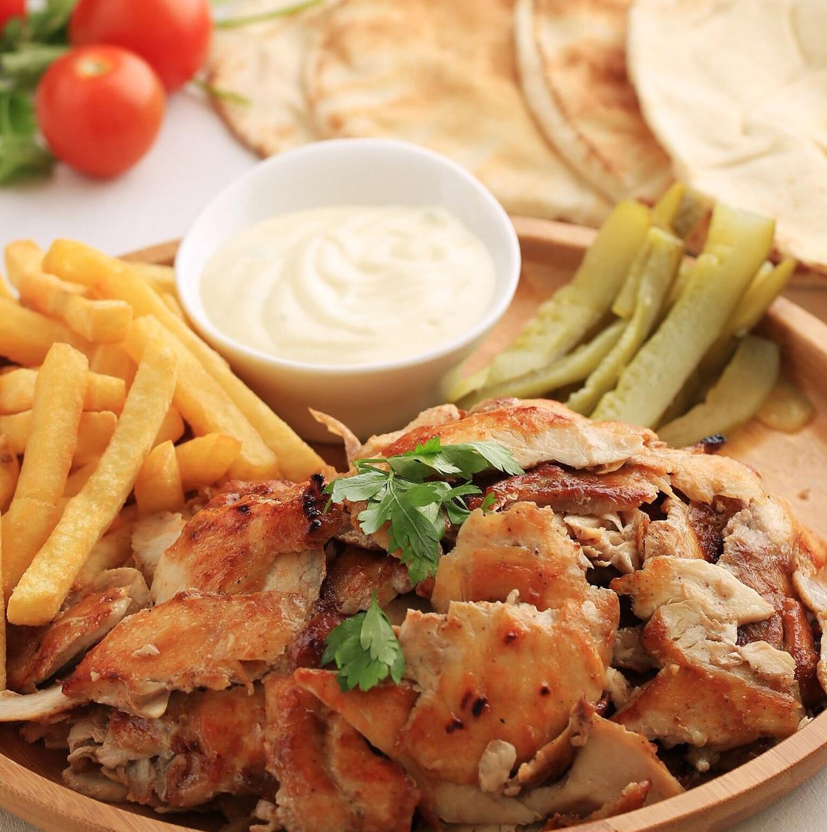 إطلب اونلاين من مطاعم ثوم ونص | هنقرستيشن