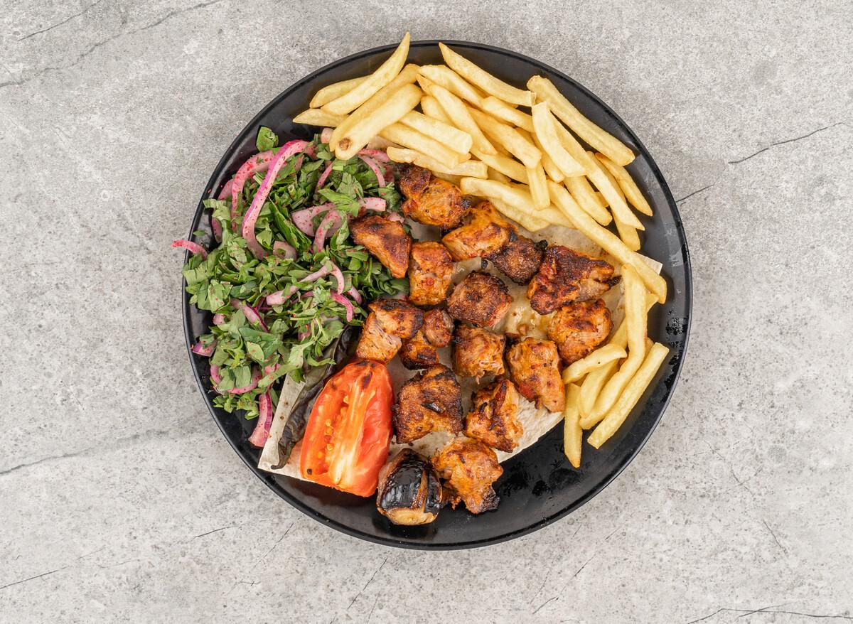 منيو التوصيل من مطاعم نسمات الربيع في الخالدية | هنقرستيشن السعودية